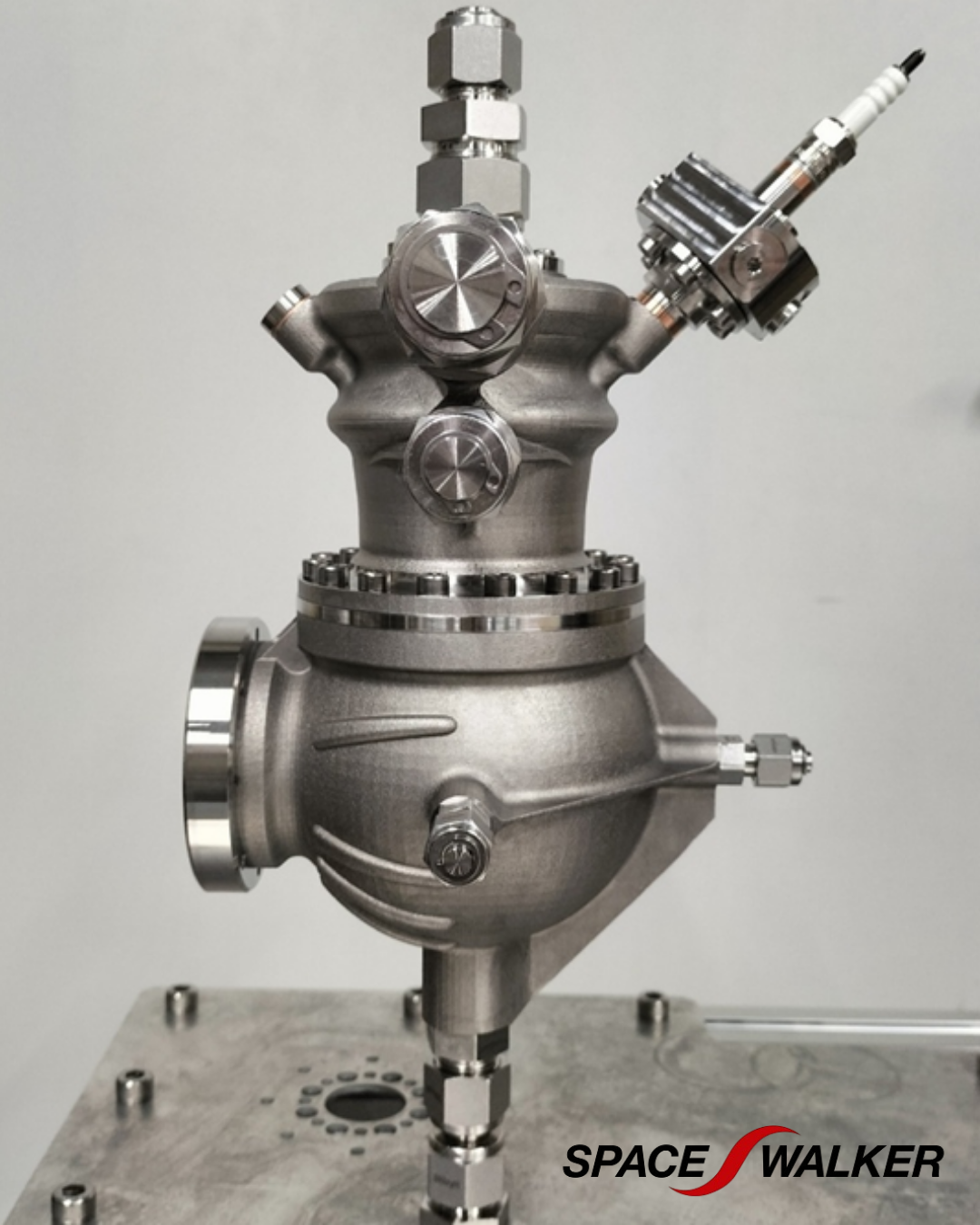 SPACE WALKER conducted a combustion test of the gas generator, a ...